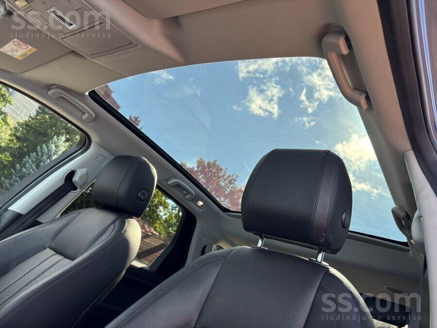 Blue Land Rover Discovery Sport 2016 in Riga, with an engine capacity of 2.00 L and mileage of 156 thousand km for 10450 €, photo 22 on AUTOMOTO.COM.LV