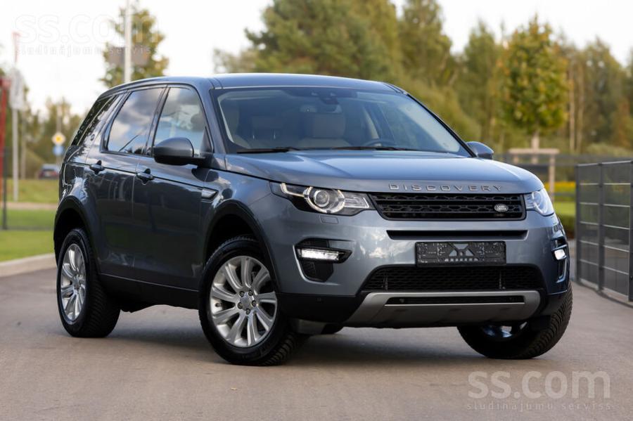 Blue Land Rover Discovery Sport 2018 in Jelgava, with an engine capacity of 2.00 L and mileage of 0 thousand km for 11500 €, photo 4 on AUTOMOTO.COM.LV