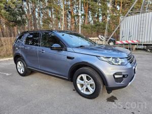 Zils Land Rover Discovery Sport 2019 Rīga, ar dzinēja tilpumu 2.00 L un nobraukumu 86 tūkst. km par 16300 €, foto 4 vietnē AUTOMOTO.COM.LV