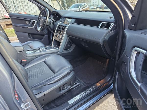 Zils Land Rover Discovery Sport 2019 Rīga, ar dzinēja tilpumu 2.00 L un nobraukumu 86 tūkst. km par 16300 €, foto 6 vietnē AUTOMOTO.COM.LV