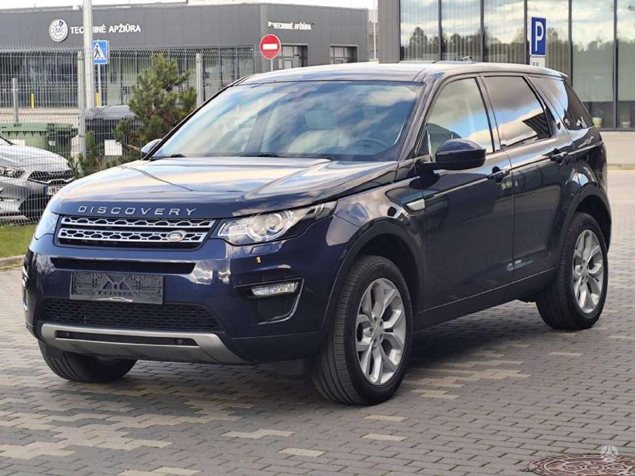 Blue Land Rover Discovery Sport 2019 in Siauliai, with an engine capacity of 2.00 L and mileage of 170 thousand km for 13400 €, photo 3 on AUTOMOTO.COM.LV