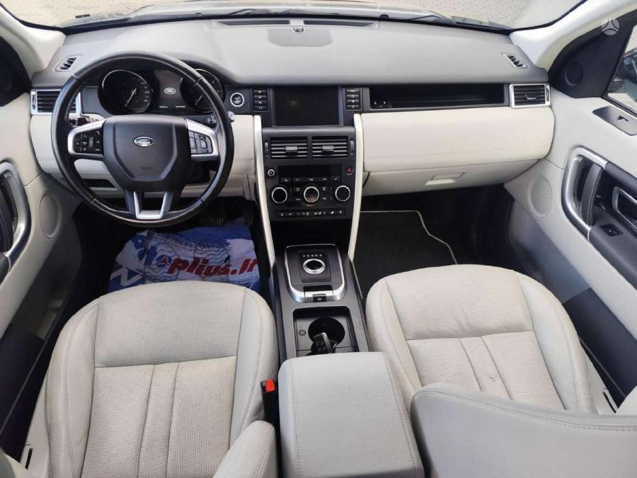 Blue Land Rover Discovery Sport 2019 in Siauliai, with an engine capacity of 2.00 L and mileage of 170 thousand km for 13400 €, photo 10 on AUTOMOTO.COM.LV