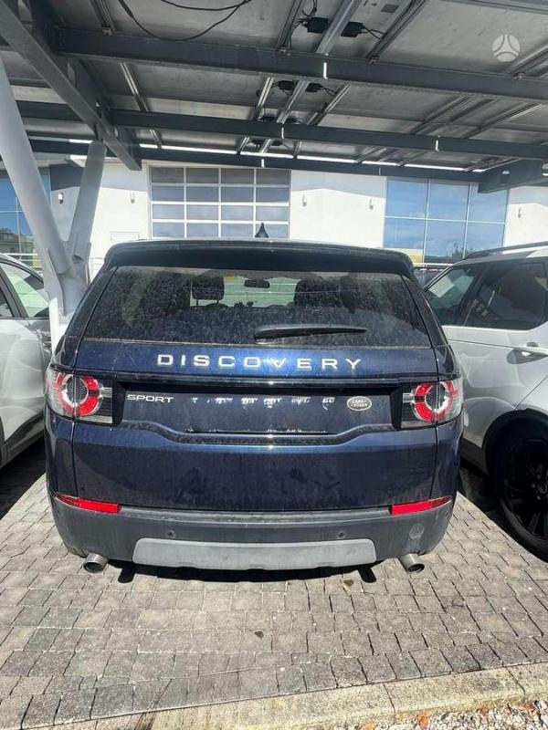 Blue Land Rover Discovery Sport 2019 in Utena, with an engine capacity of 2.00 L and mileage of 120 thousand km for 6600 €, photo 6 on AUTOMOTO.COM.LV