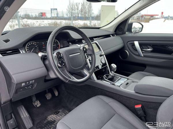 Blue Land Rover Discovery Sport 2020 in Taurage, with an engine capacity of 2.00 L and mileage of 169 thousand km for 11900 €, photo 10 on AUTOMOTO.COM.LV