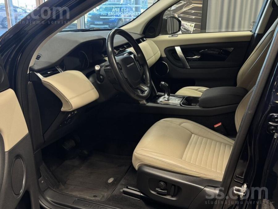 Zils Land Rover Discovery Sport 2020 Rīga, ar dzinēja tilpumu 2.00 L un nobraukumu 138 tūkst. km par 17990 €, foto 8 vietnē AUTOMOTO.COM.LV
