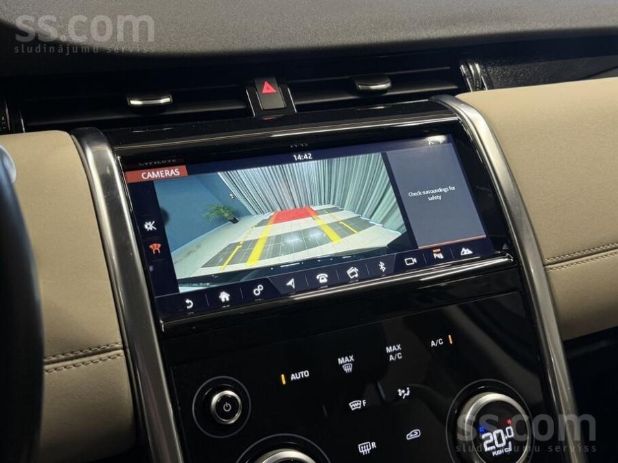 Zils Land Rover Discovery Sport 2020 Rīga, ar dzinēja tilpumu 2.00 L un nobraukumu 138 tūkst. km par 17990 €, foto 17 vietnē AUTOMOTO.COM.LV