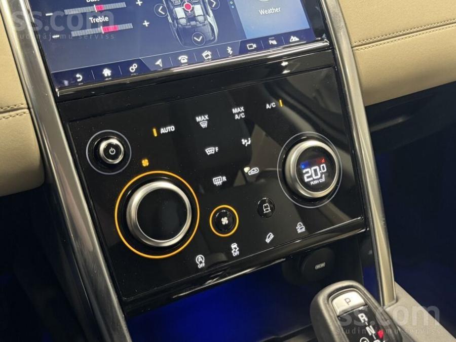 Zils Land Rover Discovery Sport 2020 Rīga, ar dzinēja tilpumu 2.00 L un nobraukumu 138 tūkst. km par 17990 €, foto 23 vietnē AUTOMOTO.COM.LV
