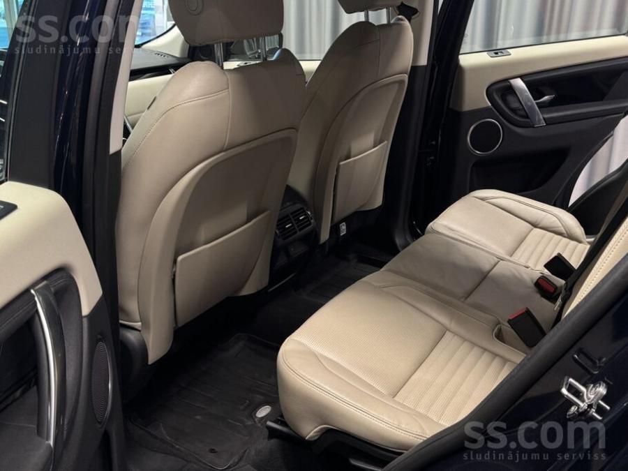Zils Land Rover Discovery Sport 2020 Rīga, ar dzinēja tilpumu 2.00 L un nobraukumu 138 tūkst. km par 17990 €, foto 27 vietnē AUTOMOTO.COM.LV