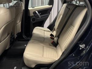 Zils Land Rover Discovery Sport 2020 Rīga, ar dzinēja tilpumu 2.00 L un nobraukumu 138 tūkst. km par 17990 €, foto 28 vietnē AUTOMOTO.COM.LV