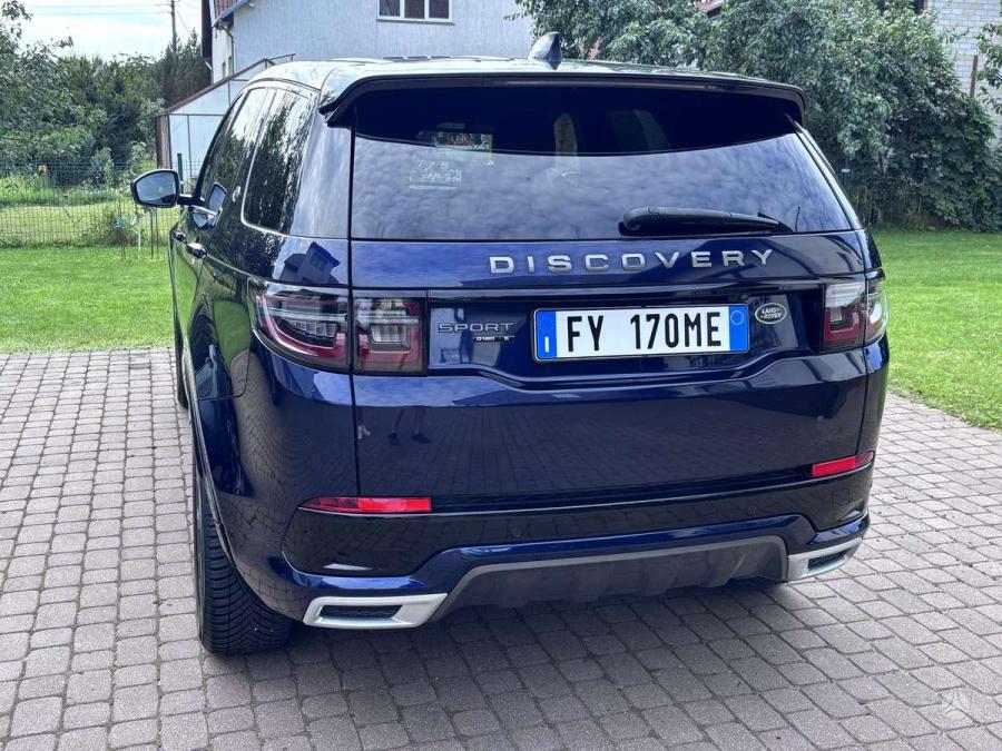 Blue Land Rover Discovery Sport 2020 in Gargzdai, with an engine capacity of 2.00 L and mileage of 120 thousand km for 13999 €, photo 6 on AUTOMOTO.COM.LV