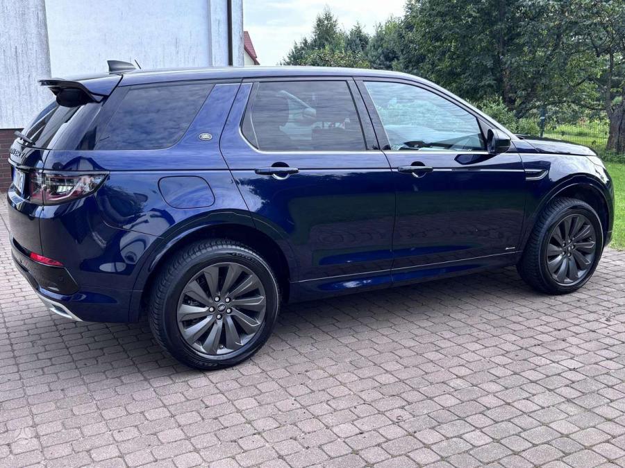 Blue Land Rover Discovery Sport 2020 in Gargzdai, with an engine capacity of 2.00 L and mileage of 120 thousand km for 13999 €, photo 8 on AUTOMOTO.COM.LV