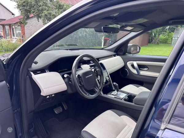 Blue Land Rover Discovery Sport 2020 in Gargzdai, with an engine capacity of 2.00 L and mileage of 120 thousand km for 13999 €, photo 9 on AUTOMOTO.COM.LV
