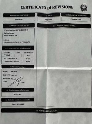 Blue Land Rover Discovery Sport 2020 in Gargzdai, with an engine capacity of 2.00 L and mileage of 120 thousand km for 13999 €, photo 26 on AUTOMOTO.COM.LV