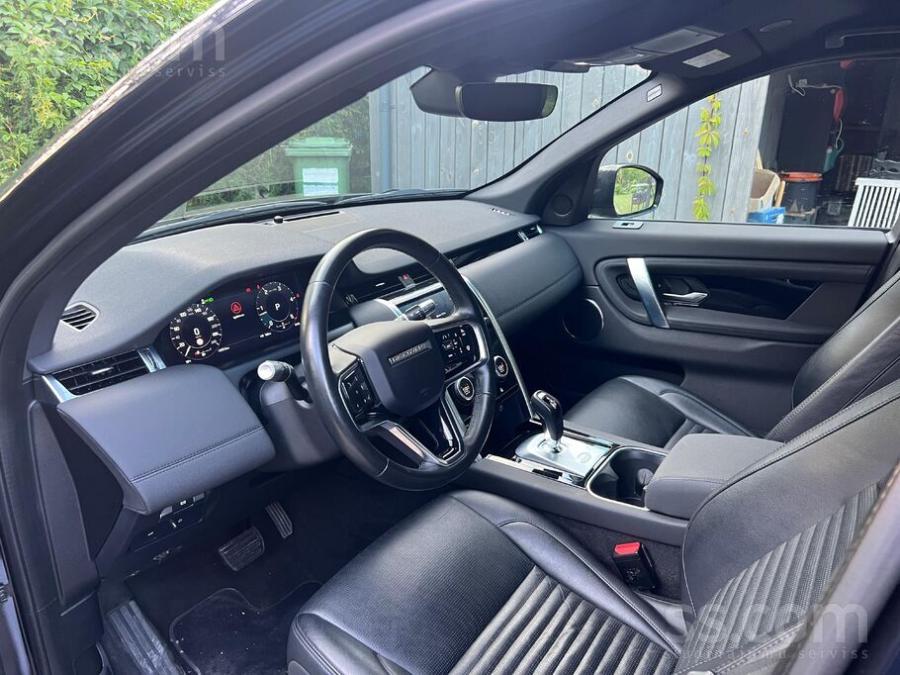 Zils Land Rover Discovery Sport 2022 Rīga, ar dzinēja tilpumu 2.00 L un nobraukumu 60 tūkst. km par 28900 €, foto 3 vietnē AUTOMOTO.COM.LV