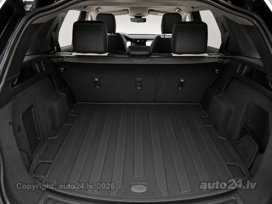 Blue Land Rover Discovery Sport 2024 in Tallinn, with an engine capacity of 2.00 L and mileage of 27 thousand km for 45900 €, photo 17 on AUTOMOTO.COM.LV