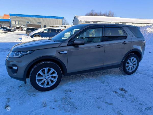 Коричневый Ленд Ровер Discovery Sport 2015 в Шяуляй, объемом двигателя 2.00 л и пробегом 191 тыс. км за 10900 €, фото 4 на AUTOMOTO.COM.LV