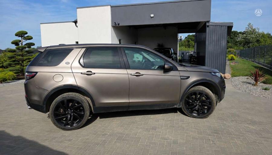 Коричневый Ленд Ровер Discovery Sport 2015 в Паневежис, объемом двигателя 2.18 л и пробегом 283 тыс. км за 11300 €, фото 3 на AUTOMOTO.COM.LV