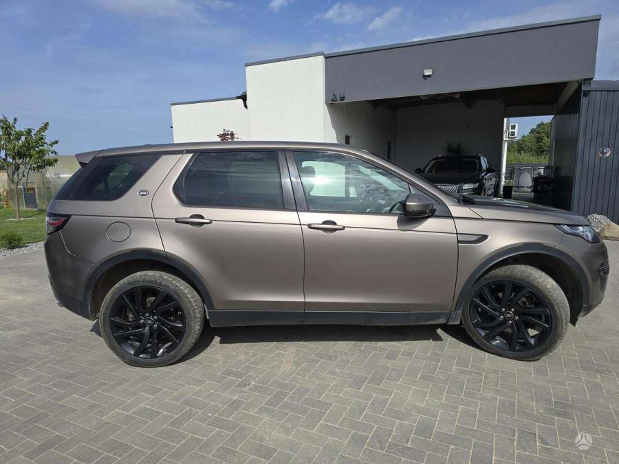 Коричневый Ленд Ровер Discovery Sport 2015 в Паневежис, объемом двигателя 2.18 л и пробегом 283 тыс. км за 11300 €, фото 30 на AUTOMOTO.COM.LV