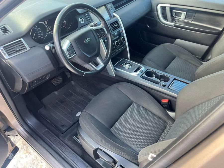 Brūns Land Rover Discovery Sport 2016 Kauņa, ar dzinēja tilpumu 2.00 L un nobraukumu 136 tūkst. km par 10450 €, foto 26 vietnē AUTOMOTO.COM.LV