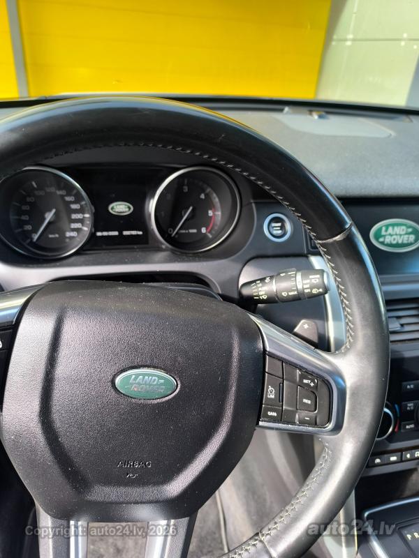 Brūns Land Rover Discovery Sport 2016 Tallina, ar dzinēja tilpumu 2.00 L un nobraukumu 203 tūkst. km par 11900 €, foto 8 vietnē AUTOMOTO.COM.LV