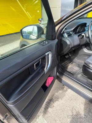 Brūns Land Rover Discovery Sport 2016 Tallina, ar dzinēja tilpumu 2.00 L un nobraukumu 203 tūkst. km par 11900 €, foto 11 vietnē AUTOMOTO.COM.LV
