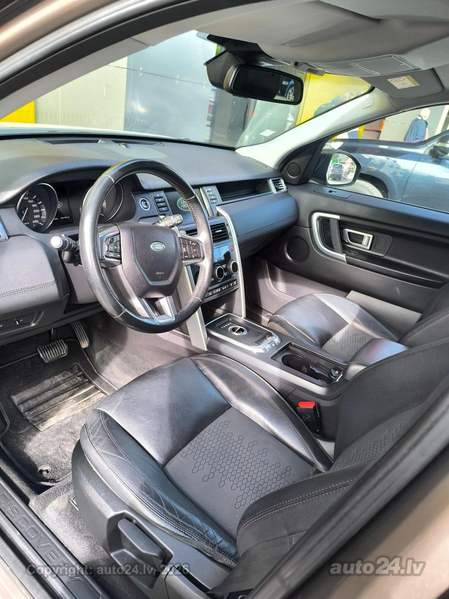 Brūns Land Rover Discovery Sport 2016 Tallina, ar dzinēja tilpumu 2.00 L un nobraukumu 203 tūkst. km par 11900 €, foto 12 vietnē AUTOMOTO.COM.LV