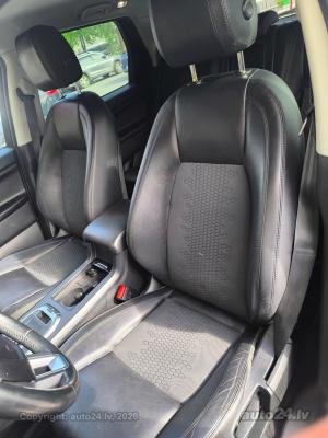Brūns Land Rover Discovery Sport 2016 Tallina, ar dzinēja tilpumu 2.00 L un nobraukumu 203 tūkst. km par 11900 €, foto 14 vietnē AUTOMOTO.COM.LV