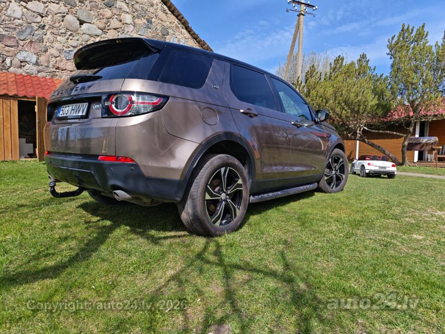 Brūns Land Rover Discovery Sport 2016 Tallina, ar dzinēja tilpumu 2.00 L un nobraukumu 148 tūkst. km par 13800 €, foto 5 vietnē AUTOMOTO.COM.LV