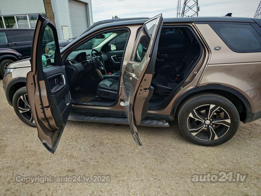 Brūns Land Rover Discovery Sport 2016 Tallina, ar dzinēja tilpumu 2.00 L un nobraukumu 148 tūkst. km par 13800 €, foto 9 vietnē AUTOMOTO.COM.LV