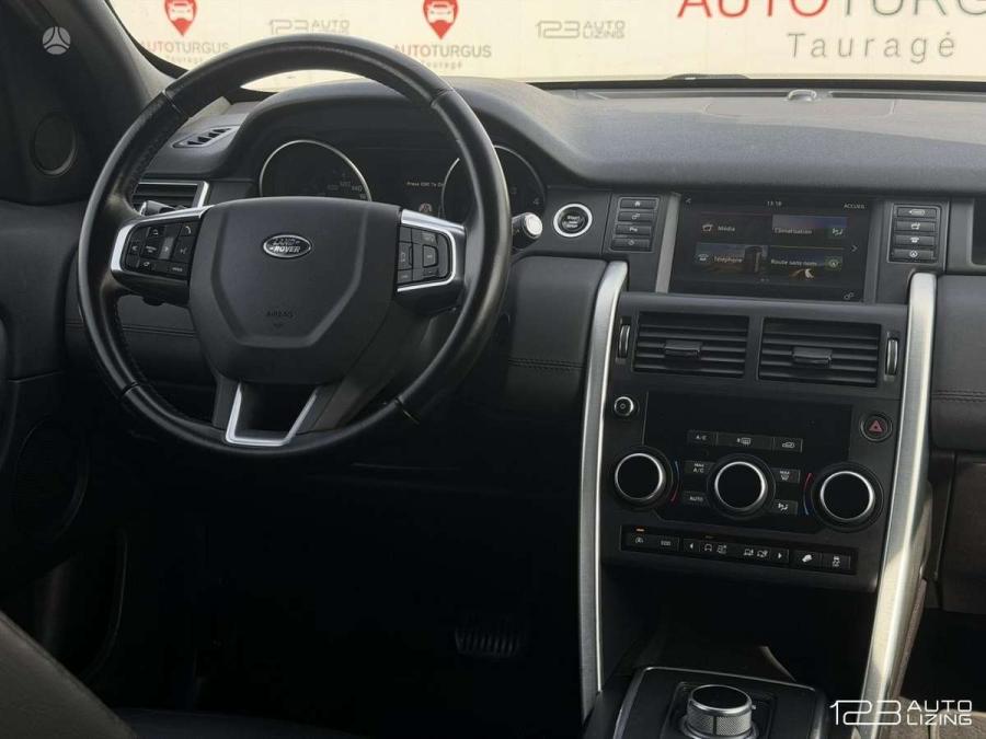Brown Land Rover Discovery Sport 2016 in Taurage, with an engine capacity of 2.00 L and mileage of 163 thousand km for 8900 €, photo 12 on AUTOMOTO.COM.LV