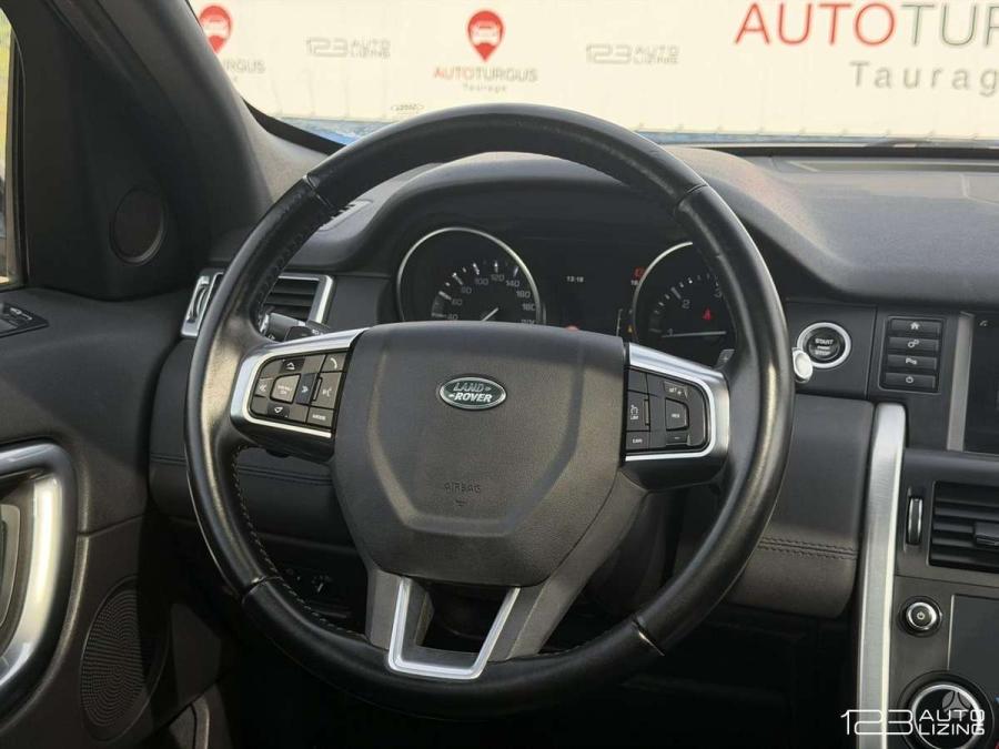 Brown Land Rover Discovery Sport 2016 in Taurage, with an engine capacity of 2.00 L and mileage of 163 thousand km for 8900 €, photo 13 on AUTOMOTO.COM.LV