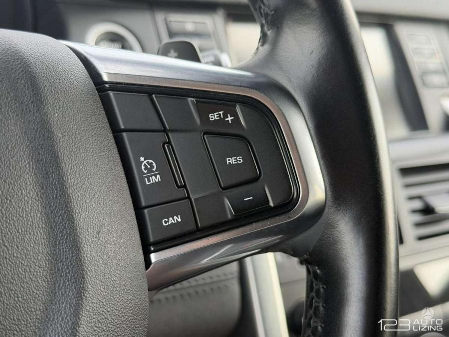 Brown Land Rover Discovery Sport 2016 in Taurage, with an engine capacity of 2.00 L and mileage of 163 thousand km for 8900 €, photo 19 on AUTOMOTO.COM.LV