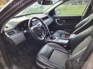 Brown Land Rover Discovery Sport 2016 in Riga, with an engine capacity of 2.00 L and mileage of 217 thousand km for 7800 €, photo 10 on AUTOMOTO.COM.LV