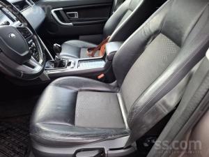 Brown Land Rover Discovery Sport 2016 in Riga, with an engine capacity of 2.00 L and mileage of 217 thousand km for 7800 €, photo 11 on AUTOMOTO.COM.LV