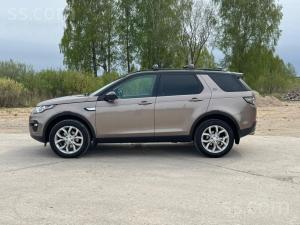 Brown Land Rover Discovery Sport 2017 in Riga, with an engine capacity of 2.00 L and mileage of 0 thousand km for 11890 €, photo 3 on AUTOMOTO.COM.LV