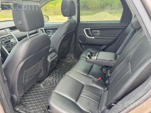 Brown Land Rover Discovery Sport 2017 in Riga, with an engine capacity of 2.00 L and mileage of 0 thousand km for 11890 €, photo 32 on AUTOMOTO.COM.LV