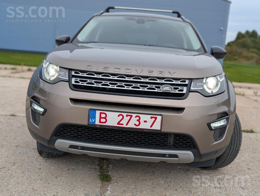 Brūns Land Rover Discovery Sport 2017 Rīga, ar dzinēja tilpumu 2.00 L un nobraukumu 142 tūkst. km par 11500 €, foto 5 vietnē AUTOMOTO.COM.LV