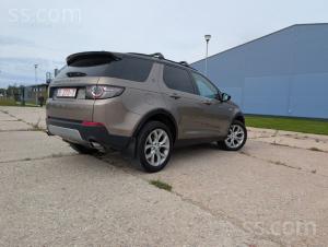 Brūns Land Rover Discovery Sport 2017 Rīga, ar dzinēja tilpumu 2.00 L un nobraukumu 142 tūkst. km par 11500 €, foto 12 vietnē AUTOMOTO.COM.LV