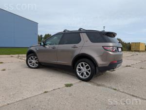 Brūns Land Rover Discovery Sport 2017 Rīga, ar dzinēja tilpumu 2.00 L un nobraukumu 142 tūkst. km par 11500 €, foto 14 vietnē AUTOMOTO.COM.LV