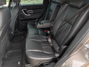 Brūns Land Rover Discovery Sport 2017 Rīga, ar dzinēja tilpumu 2.00 L un nobraukumu 142 tūkst. km par 11500 €, foto 16 vietnē AUTOMOTO.COM.LV