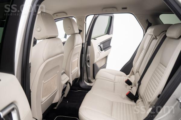 Land Rover Discovery Sport 2017 Rīga, ar dzinēja tilpumu 2.00 L un nobraukumu 88 tūkst. km par 15999 €, foto 8 vietnē AUTOMOTO.COM.LV