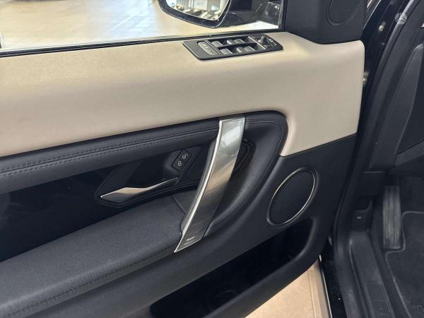 Ленд Ровер Discovery Sport 2019 в Вильнюс, объемом двигателя 2.00 л и пробегом 133 тыс. км за 19000 €, фото 10 на AUTOMOTO.COM.LV