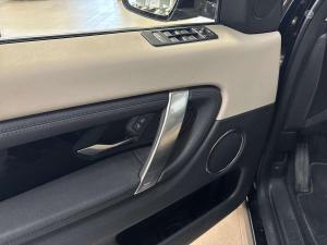 Land Rover Discovery Sport 2019 Viļņa, ar dzinēja tilpumu 2.00 L un nobraukumu 133 tūkst. km par 19000 €, foto 10 vietnē AUTOMOTO.COM.LV