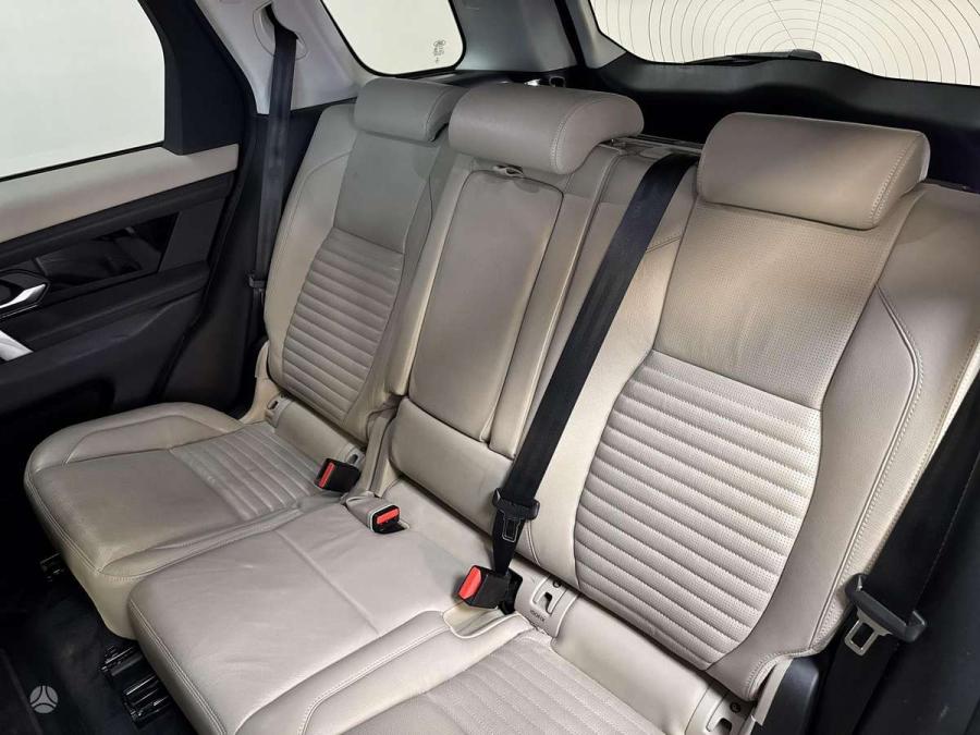 Land Rover Discovery Sport 2019 Viļņa, ar dzinēja tilpumu 2.00 L un nobraukumu 133 tūkst. km par 19000 €, foto 16 vietnē AUTOMOTO.COM.LV