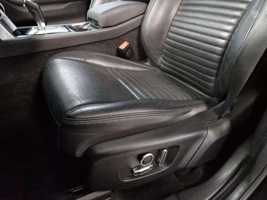 Land Rover Discovery Sport 2021 Viļņa, ar dzinēja tilpumu 2.00 L un nobraukumu 130 tūkst. km par 22500 €, foto 14 vietnē AUTOMOTO.COM.LV
