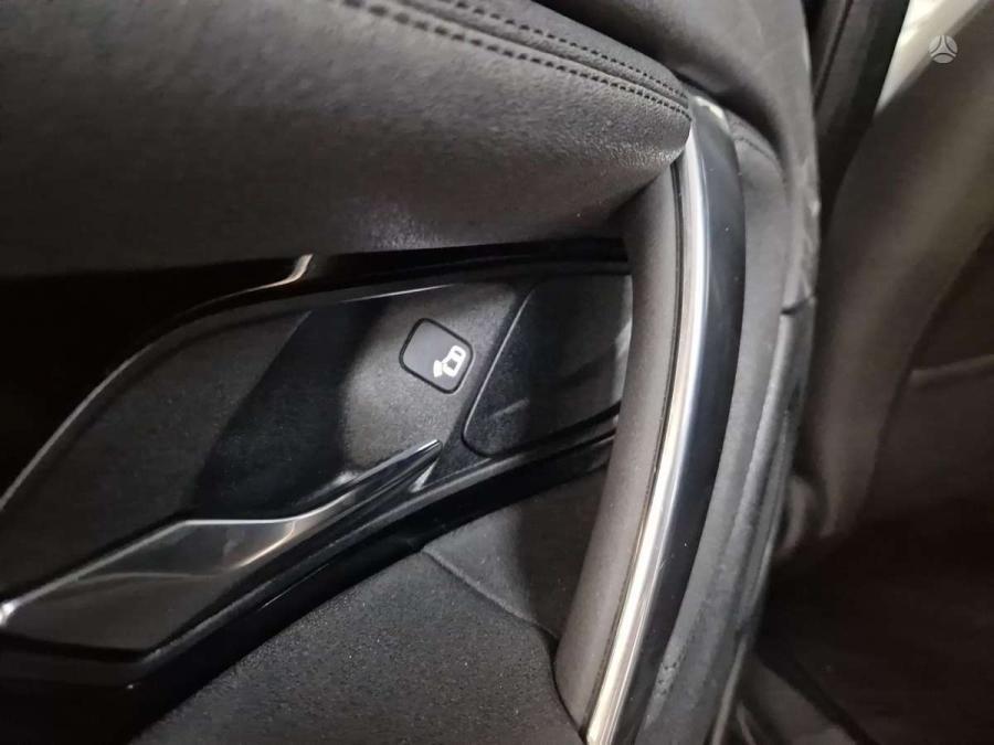 Land Rover Discovery Sport 2021 Viļņa, ar dzinēja tilpumu 2.00 L un nobraukumu 130 tūkst. km par 22500 €, foto 22 vietnē AUTOMOTO.COM.LV