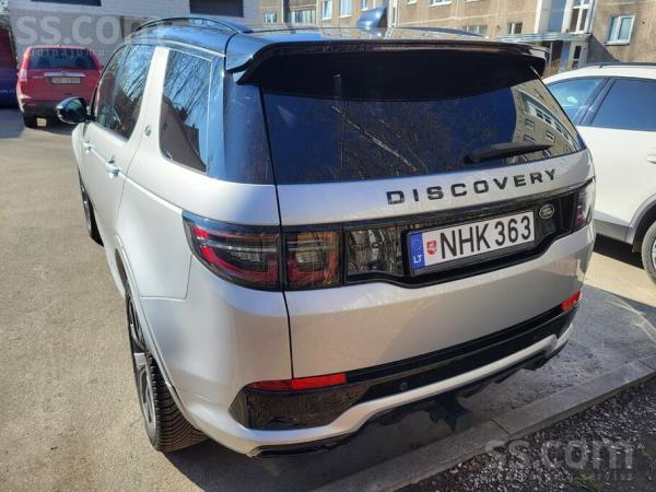 Land Rover Discovery Sport 2023 Rīga, ar dzinēja tilpumu 2.00 L un nobraukumu 10 tūkst. km par 37900 €, foto 2 vietnē AUTOMOTO.COM.LV