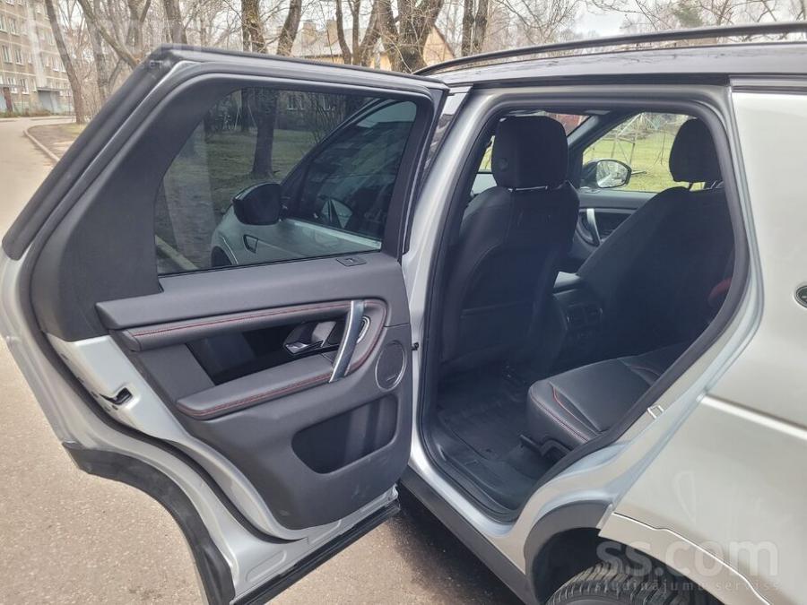 Land Rover Discovery Sport 2023 Rīga, ar dzinēja tilpumu 2.00 L un nobraukumu 10 tūkst. km par 37900 €, foto 16 vietnē AUTOMOTO.COM.LV