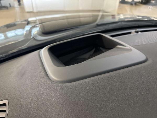 Land Rover Discovery Sport 2025 Viļņa, ar dzinēja tilpumu 2.00 L un nobraukumu 13 tūkst. km par 48900 €, foto 22 vietnē AUTOMOTO.COM.LV