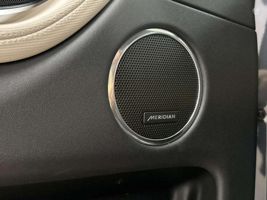 Land Rover Discovery Sport 2025 Viļņa, ar dzinēja tilpumu 2.00 L un nobraukumu 42 tūkst. km par 43000 €, foto 22 vietnē AUTOMOTO.COM.LV